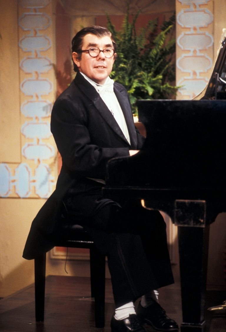 BBC Blogs - About the BBC - Remembering Ronnie Corbett